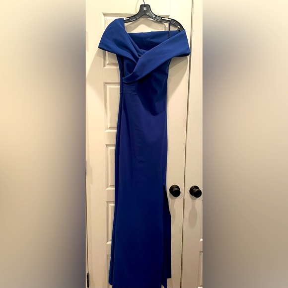 Chiara Boni | Dresses | Chiara Boni La Petite Robe 4 Blue Off Shoulder ...